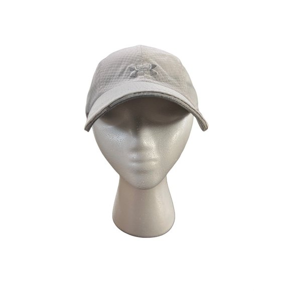 Under Armour | Accessories | Under Armor White Light Weight Womens Hat ...